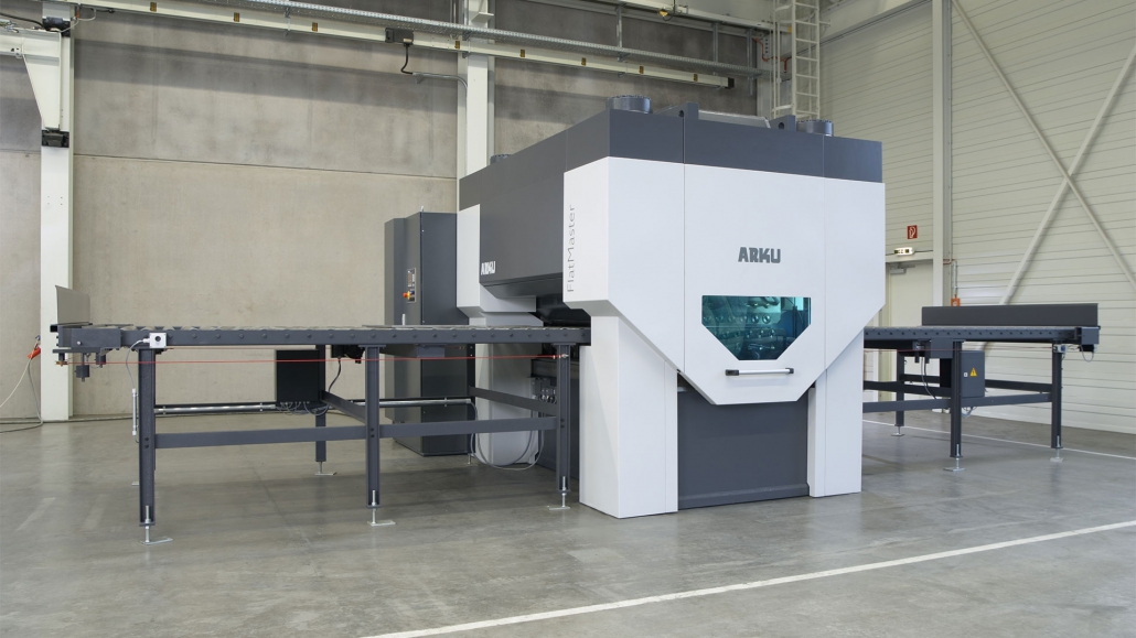 Project: Machine casing // Leuchten + Metall Technik GmbH